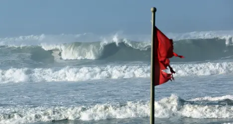 80 WWII shells found on French beach after storm