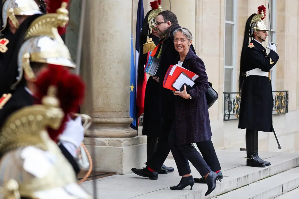 5 minutes to understand . . . French pension reform