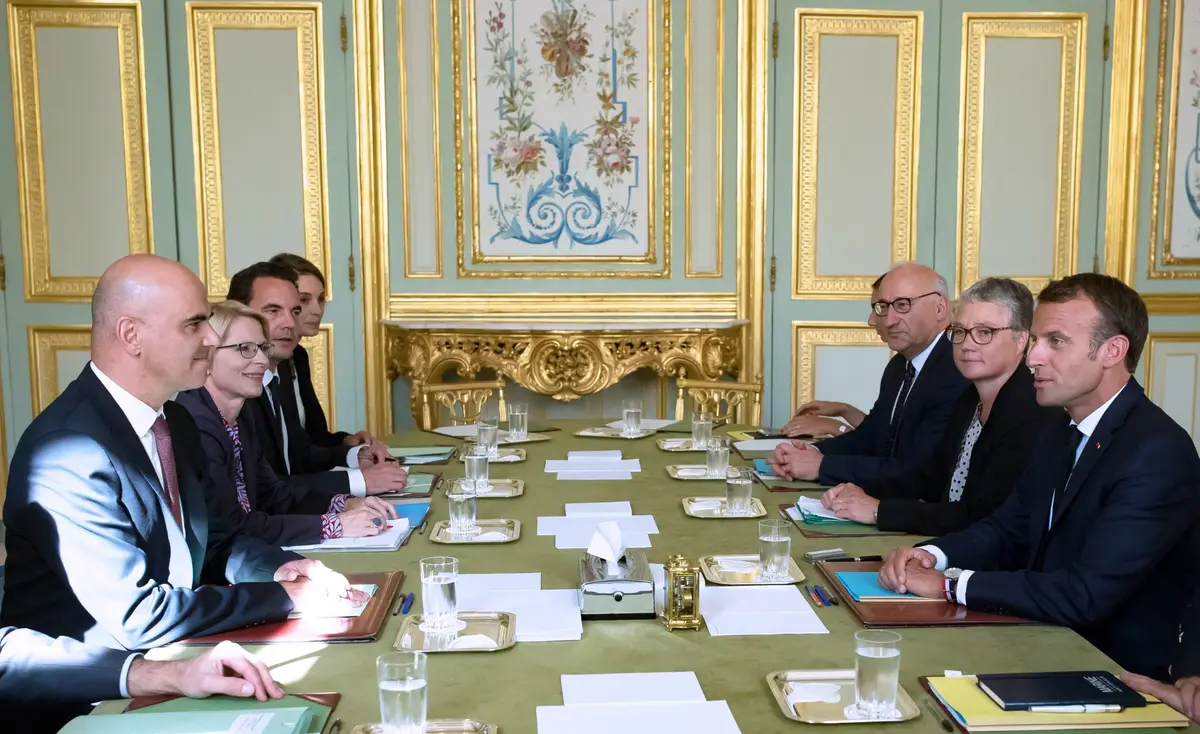 Are the Swiss and the French friendly neighbours?